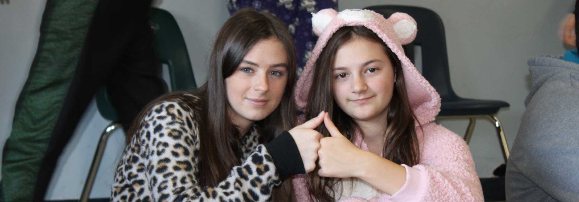 Home [www.discoveryschool.ca]