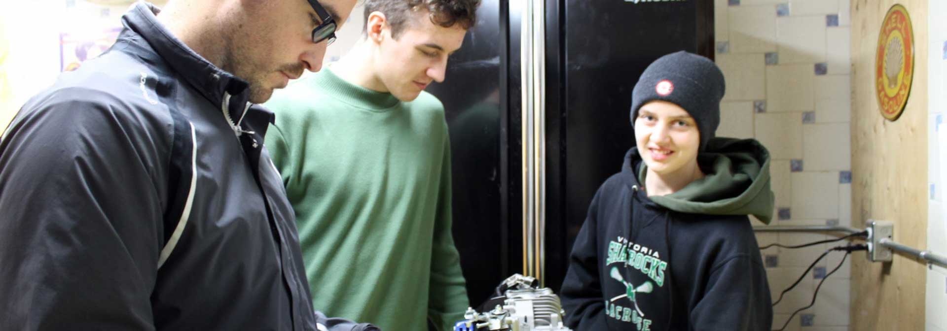 Home [www.discoveryschool.ca]